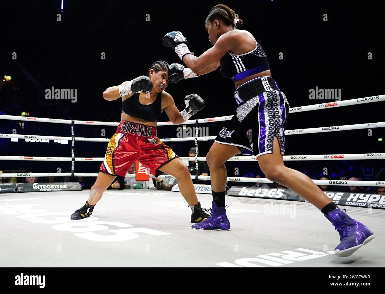 Caroline Dubois (right) in action against Miranda Reyes in the ...