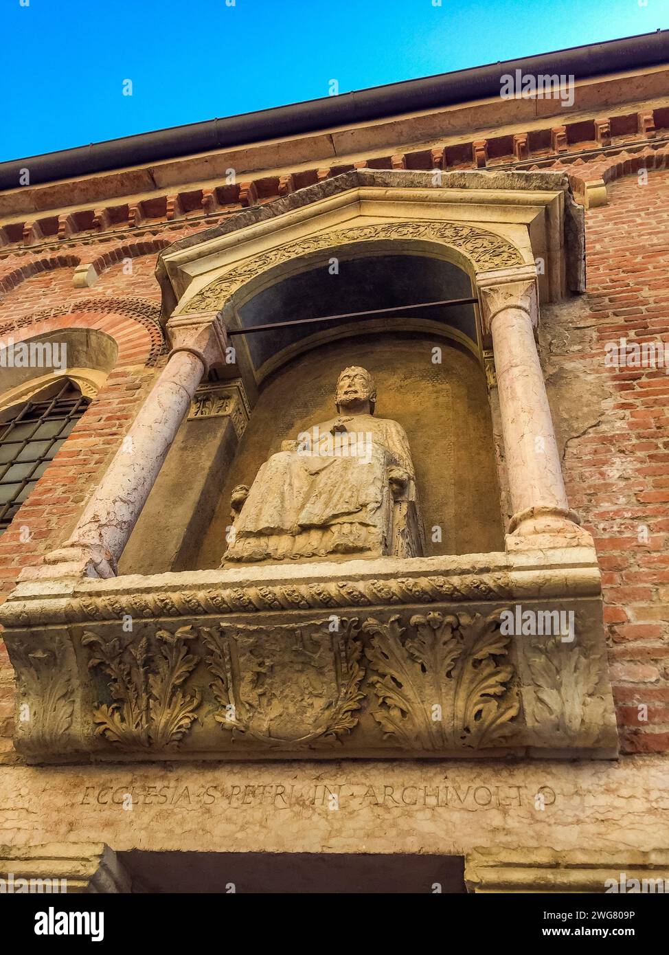 Statue of Saint Peter, St. Peter's Basilica, Verona. Italy Stock Photo ...