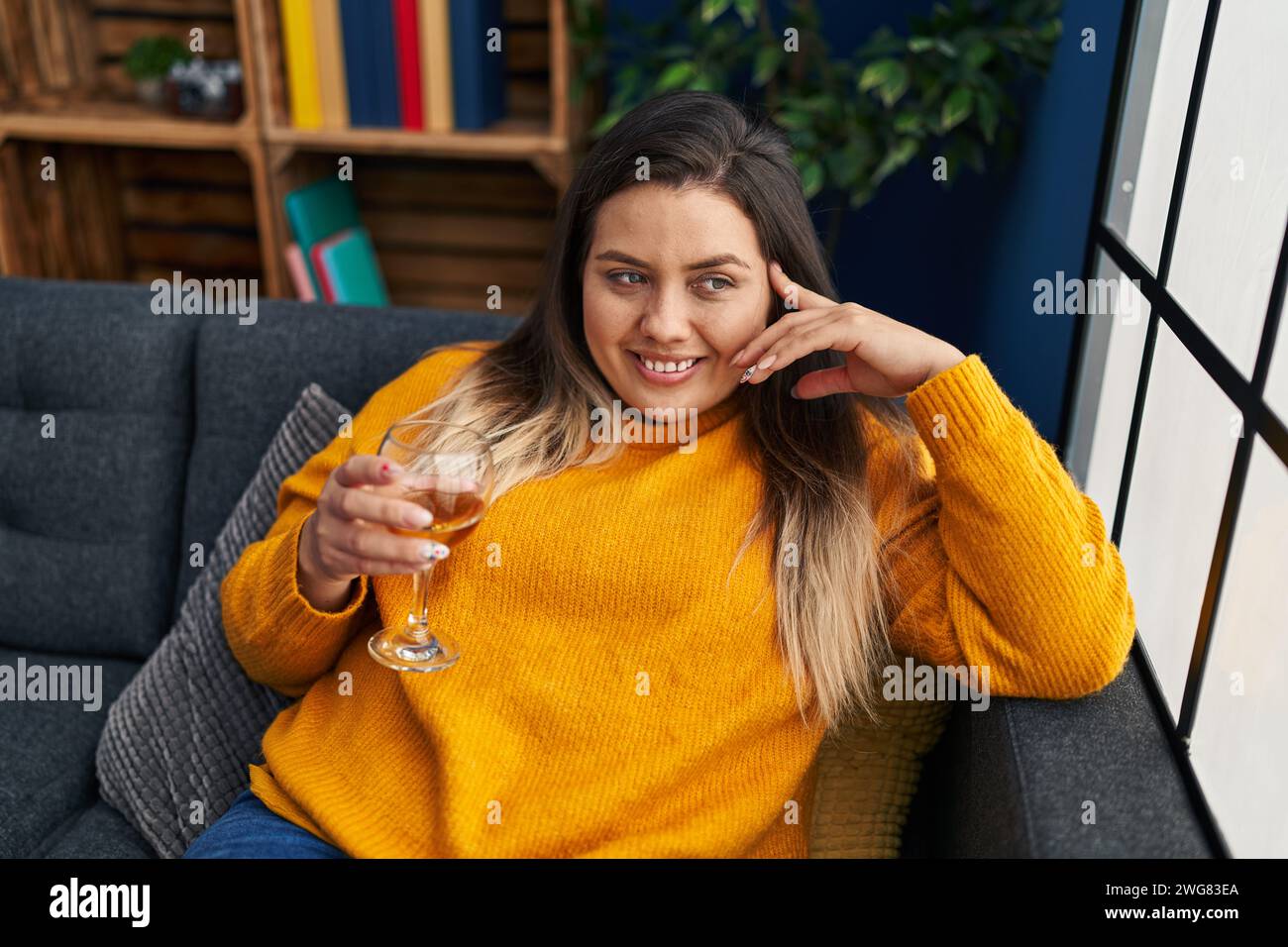 Fat woman drinking wine hi-res stock photography and images - Alamy