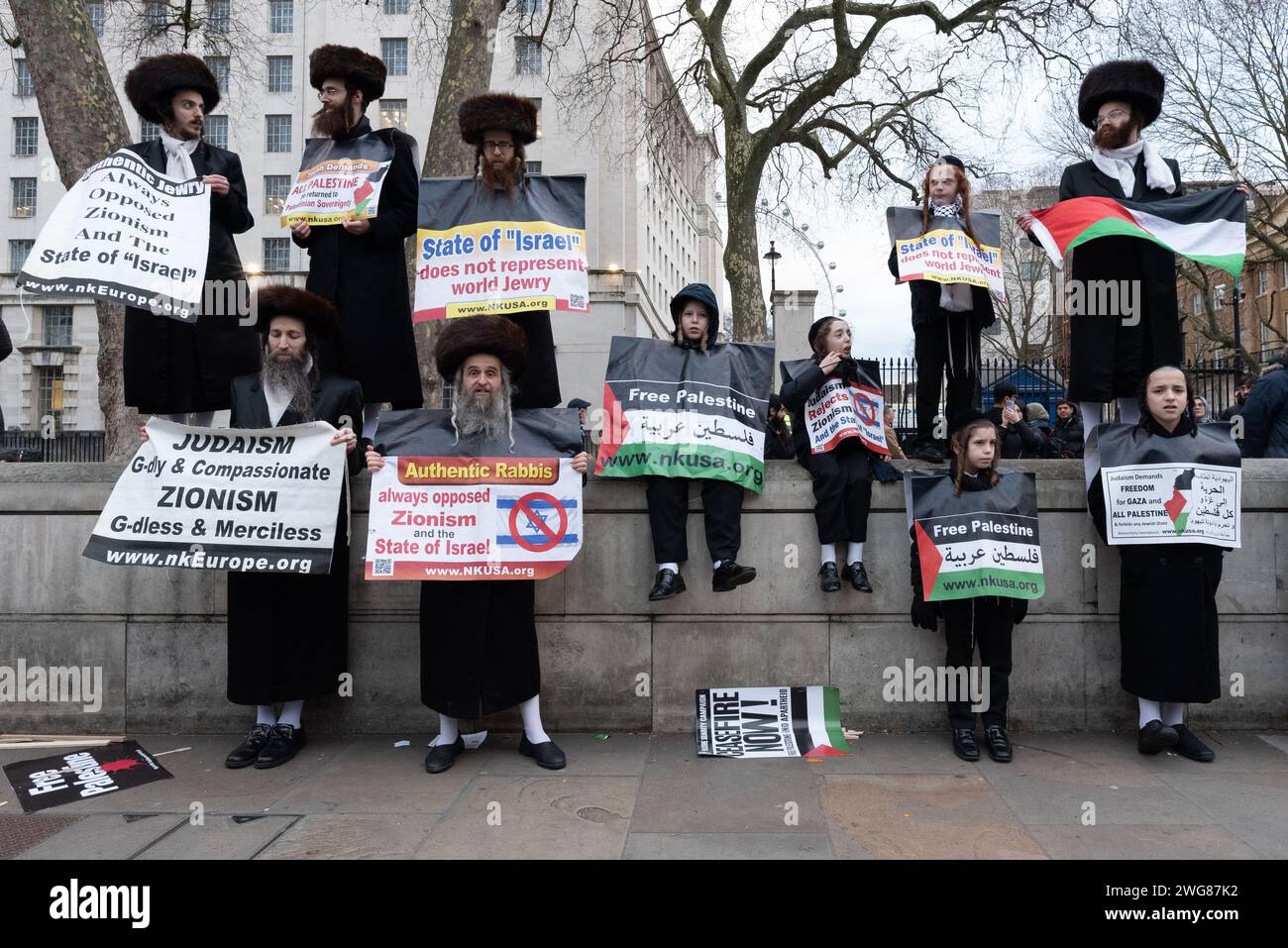 Anti genocide demonstration hi-res stock photography and images - Alamy