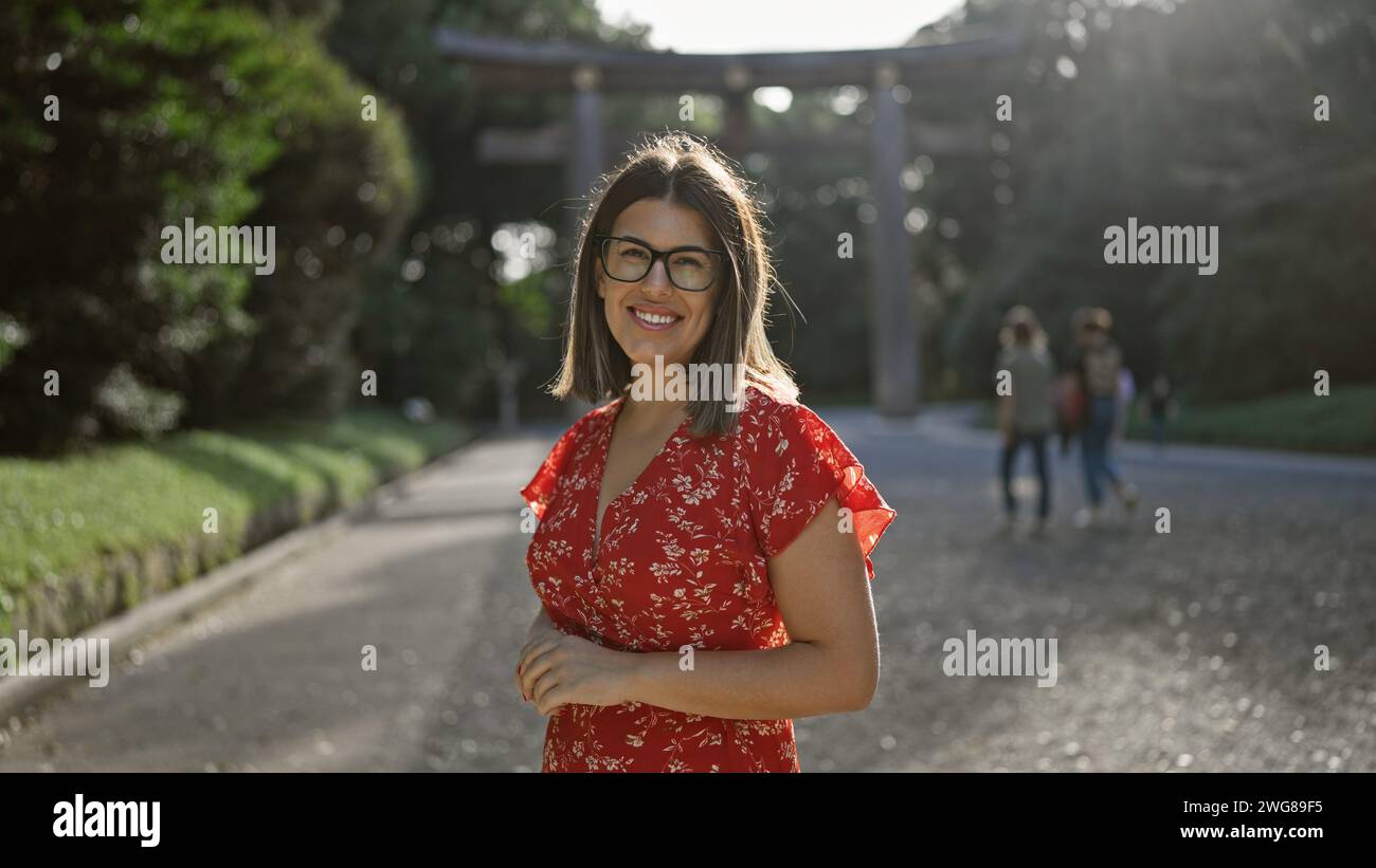 Cheerful, beautiful hispanic woman with glasses poses confidently ...
