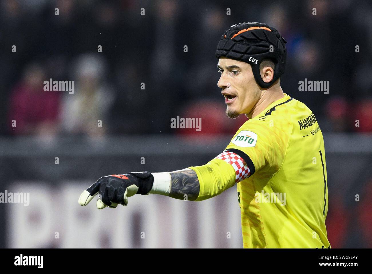ENSCHEDE - Goalkeeper Etienne Vaessen of RKC Waalwijk during the Dutch ...