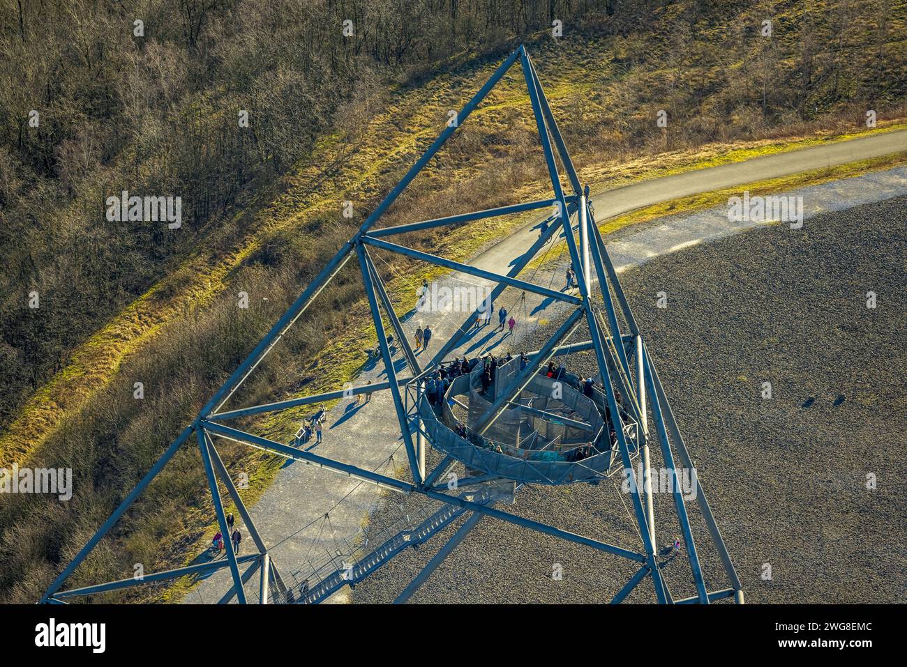 Three sided pyramid hi-res stock photography and images - Alamy