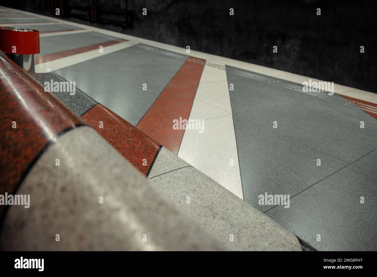 Close up of concrete bench hi-res stock photography and images - Alamy
