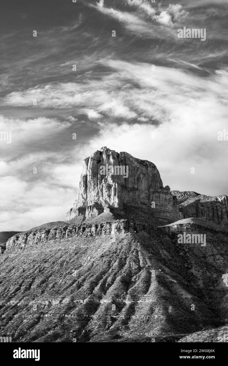 Sunset view of El Capitan peak, Guadelupe Mountains National Park ...