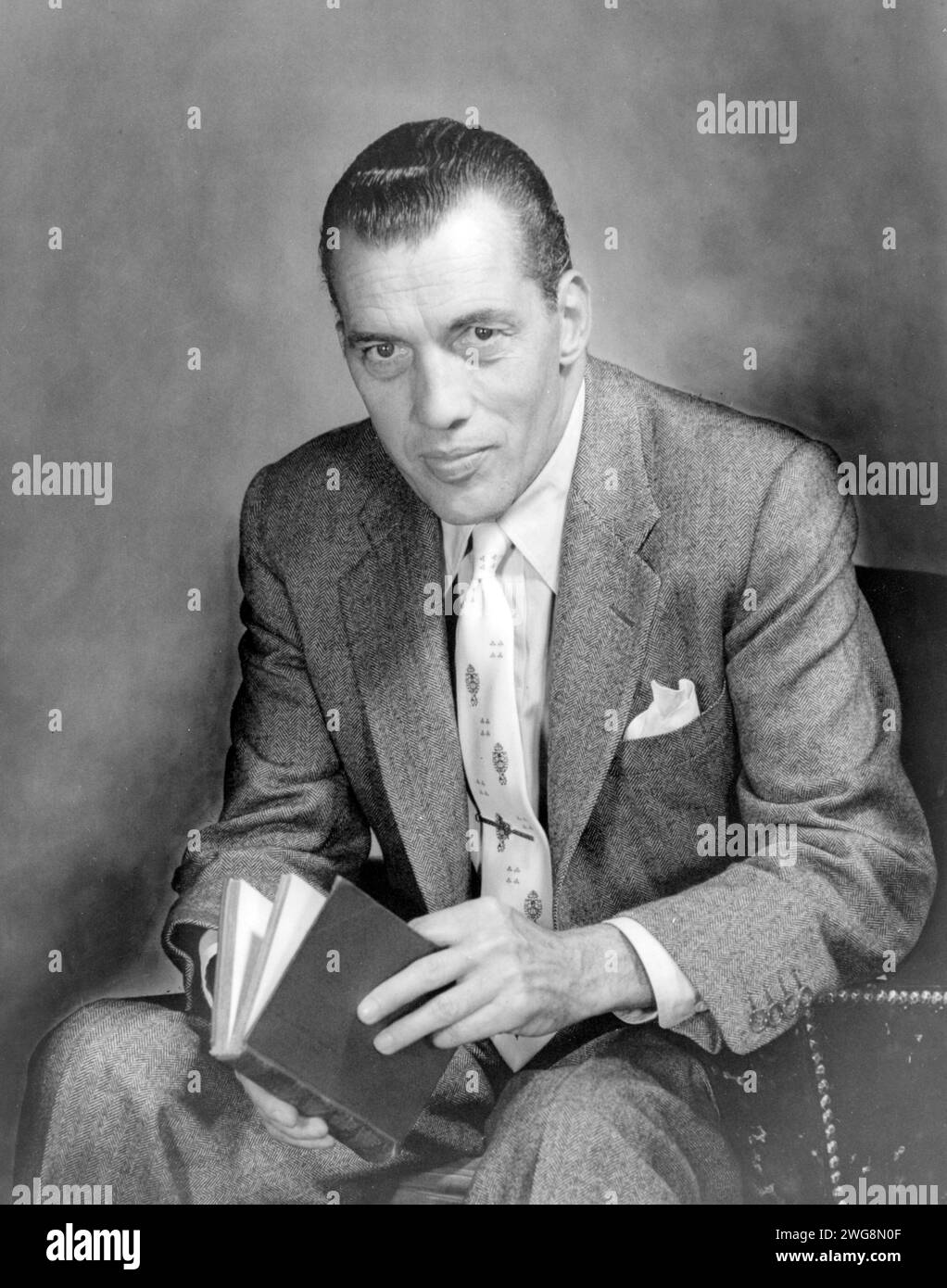 Edward vincent Black and White Stock Photos & Images - Alamy