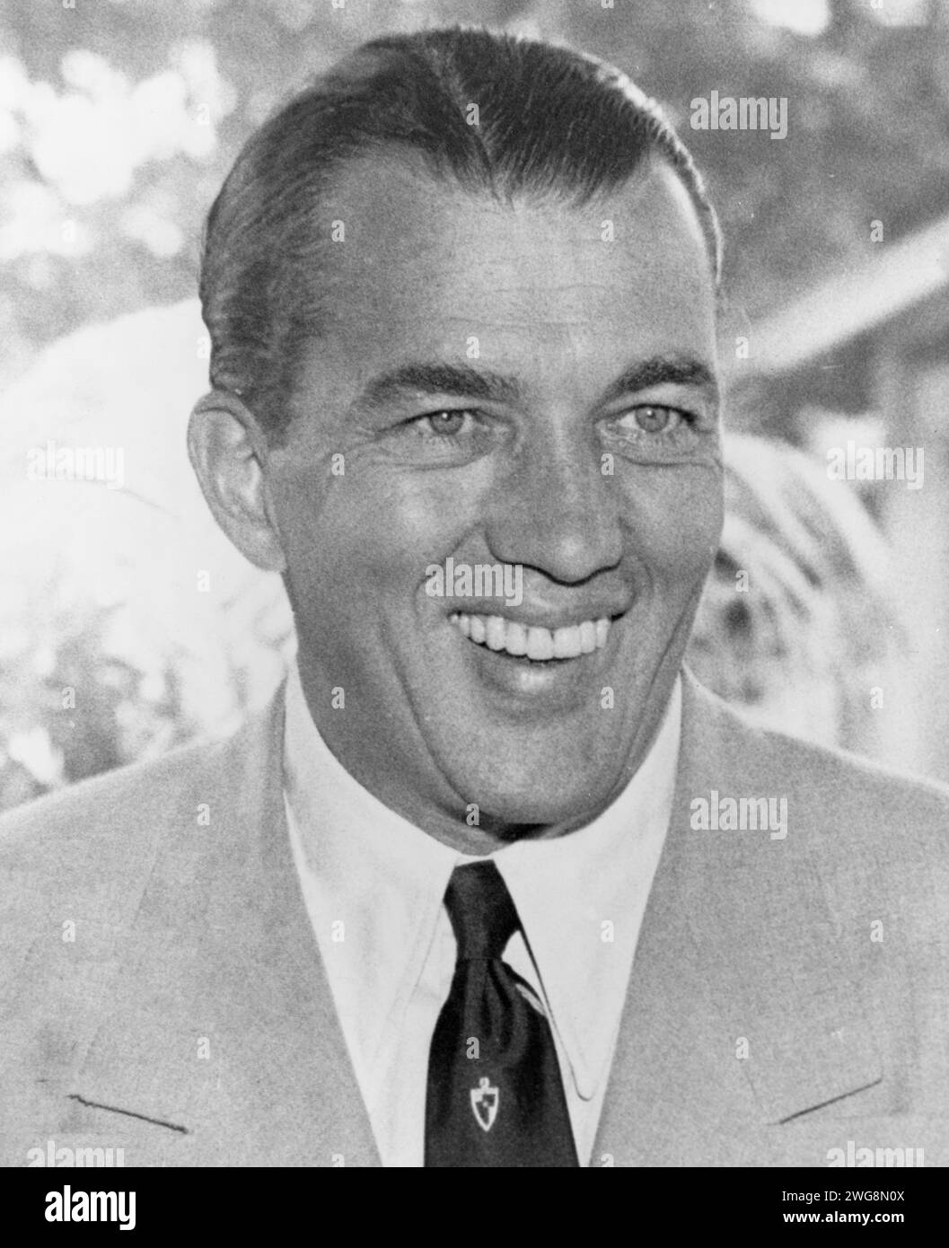 Tv presenter black hi-res stock photography and images - Alamy