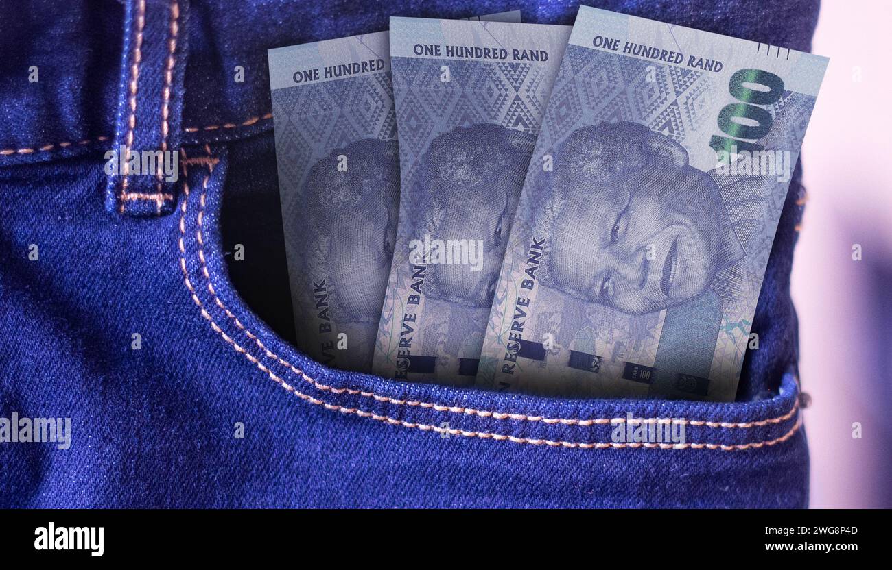 100 south african rand note hi-res stock photography and images - Alamy