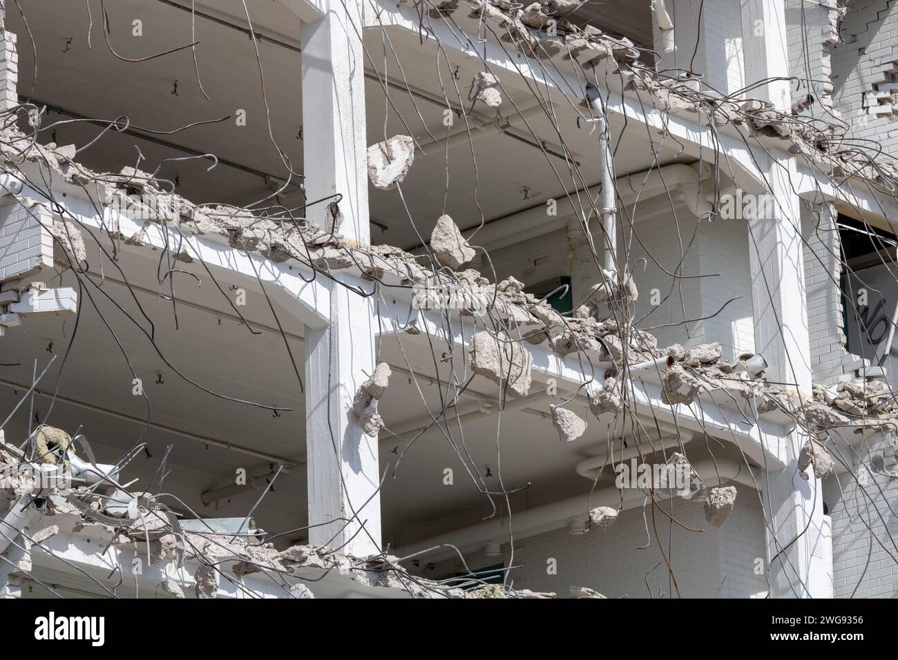 Building teardown hi-res stock photography and images - Alamy