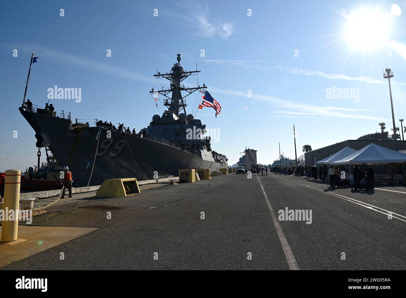 240203-N-DB801-1139 NAVAL STATION MAYPORT, Fla. (Feb. 3, 2024) – USS ...