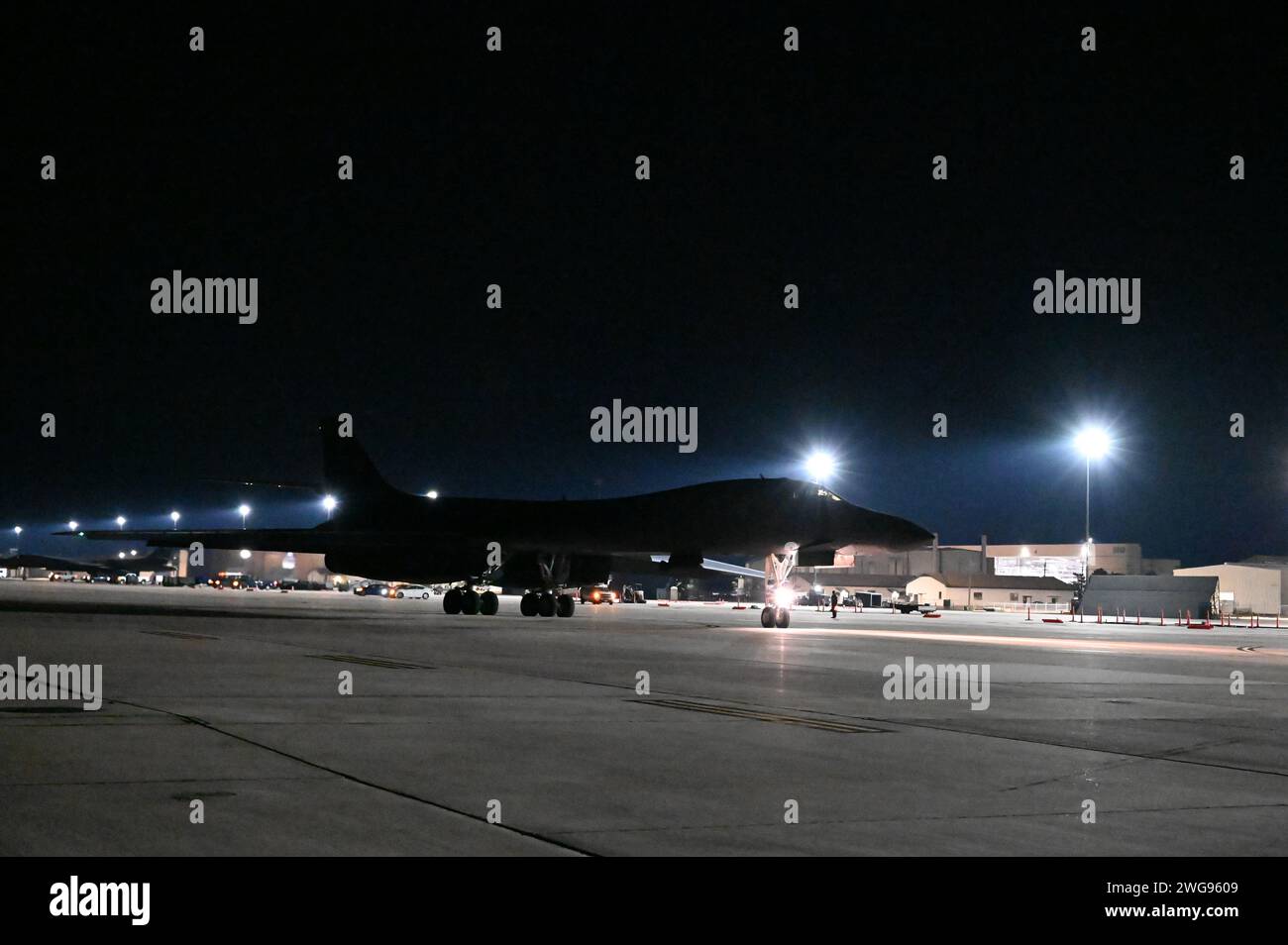 A B-1B Lancer from Ellsworth Air Force Base, South Dakota, takes off ...