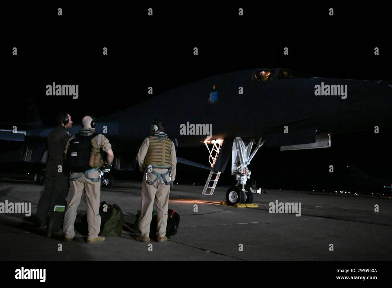 Aircrew members from the 28th Operations Group, Ellsworth Air Force ...