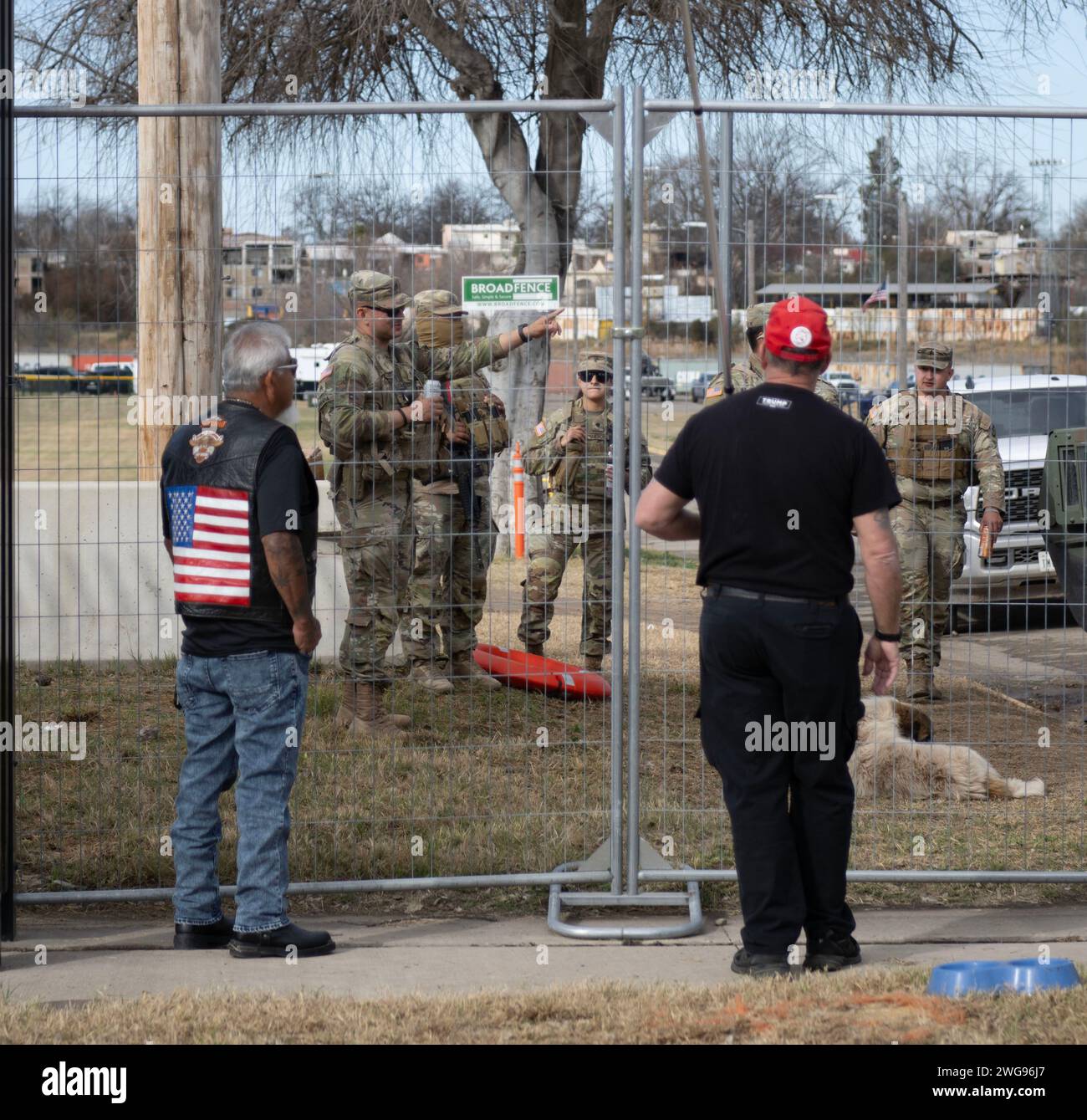 Eagle Pass, Texas, USA. 3rd Feb, 2024. U.S. Veterans thanking the TEXAS ...