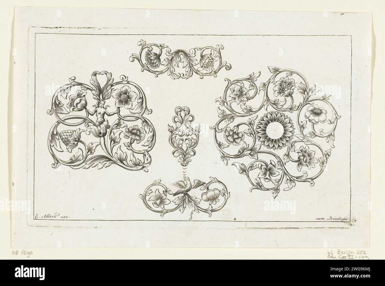 Large leaf motifs hi-res stock photography and images - Alamy