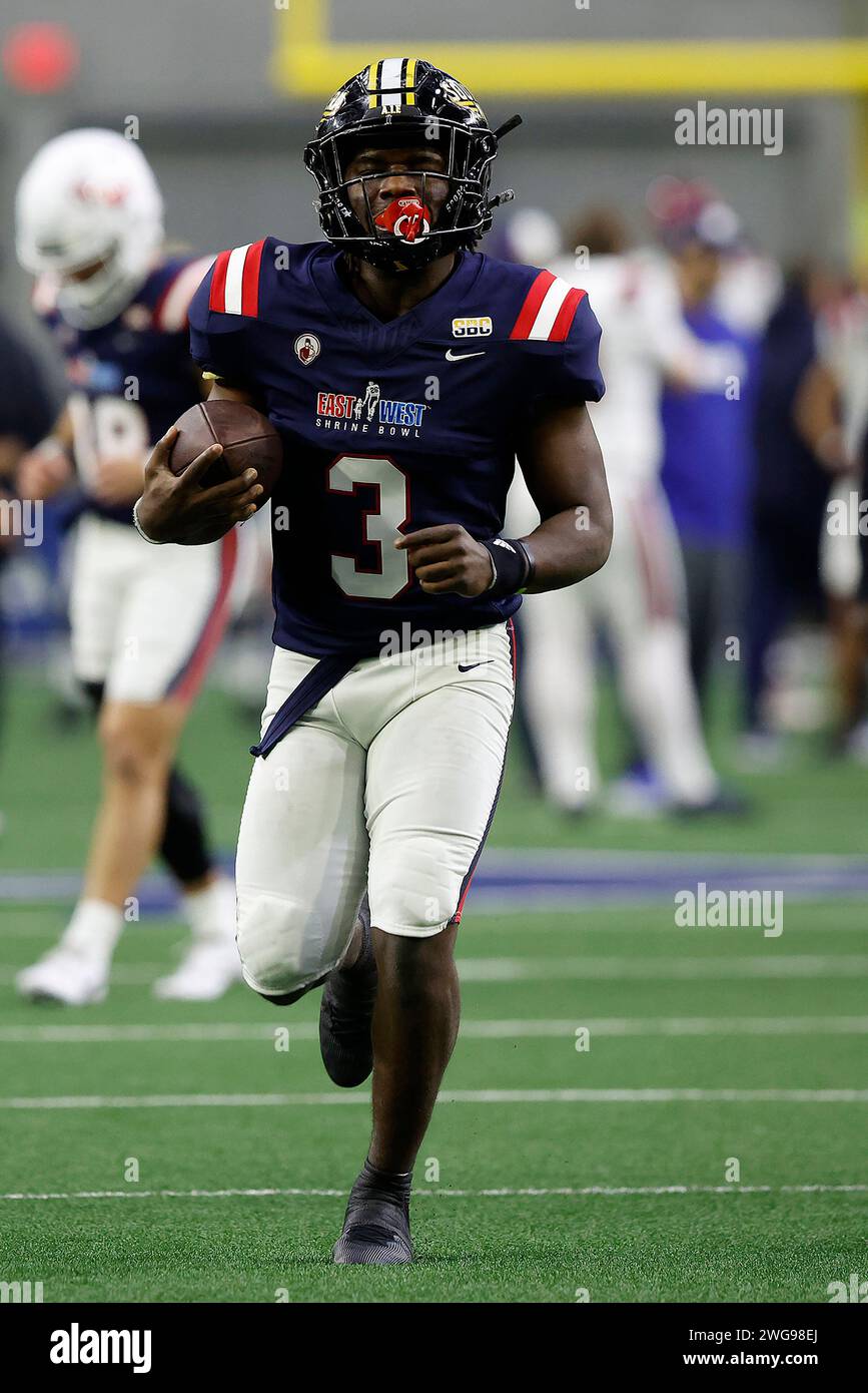 West running back Frank Gore Jr. (3) of Southern Mississippi runs ...