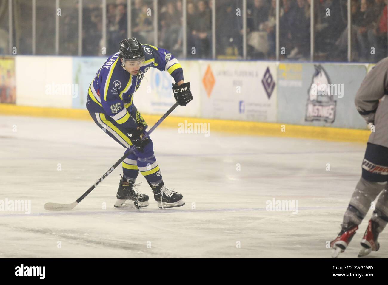 Gillingham, UK. 03rd Feb, 2024. Dylan Hullaby of Oxford City Stars ...