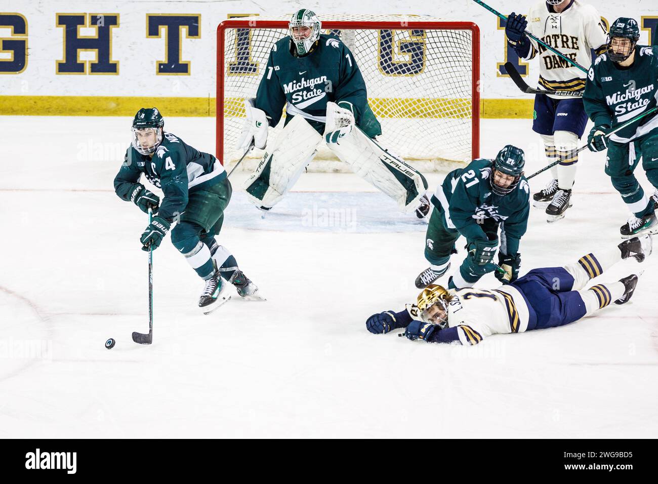 South Bend, Indiana, USA. 03rd Feb, 2024. Michigan State defenseman ...