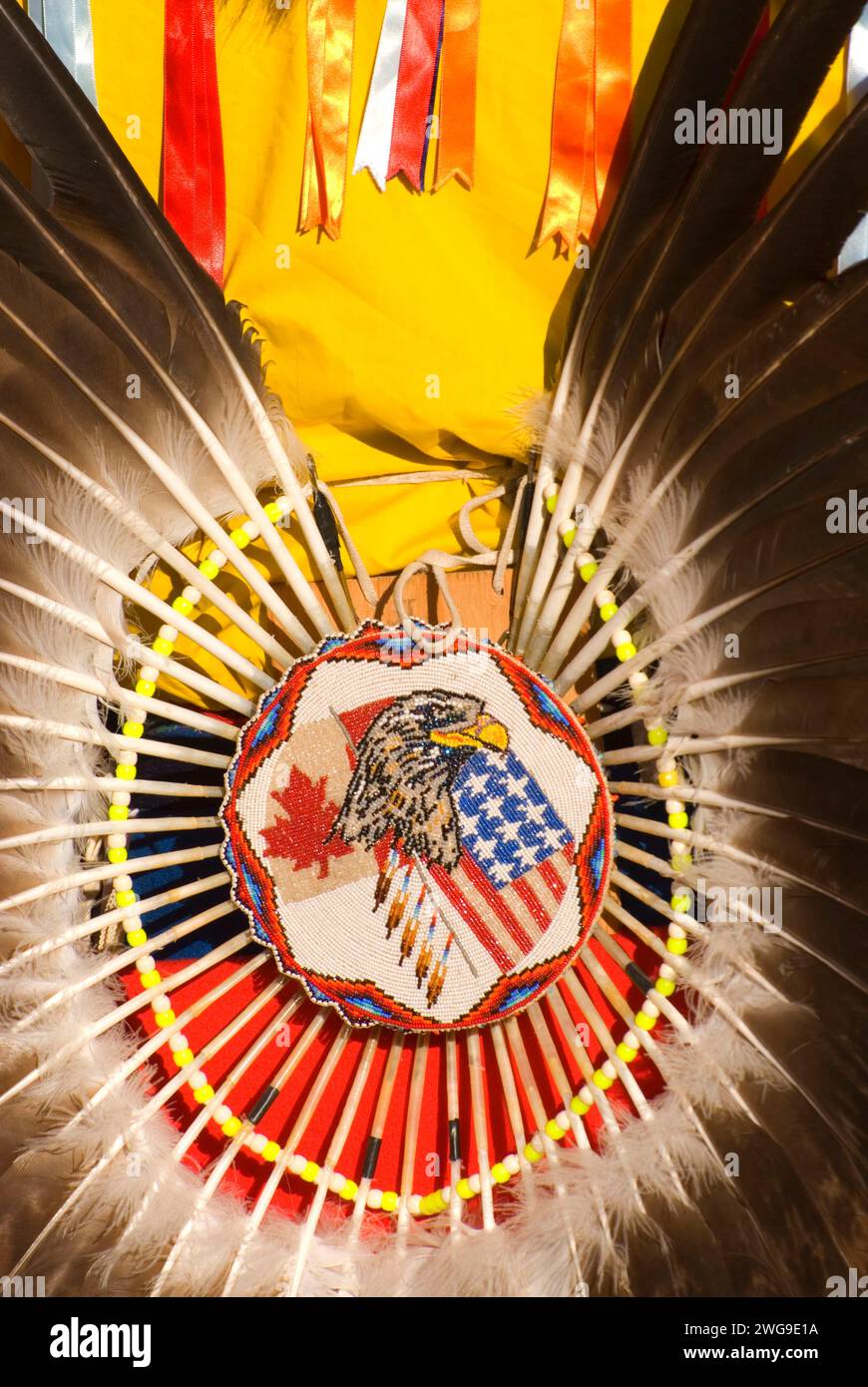 Native American feather bustle, Pi-Ume-Sha Treaty Days, Warm Springs ...