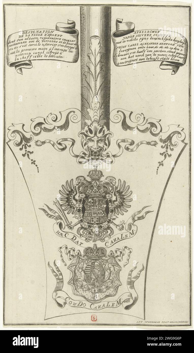 Silver ceremonial spade hi-res stock photography and images - Alamy