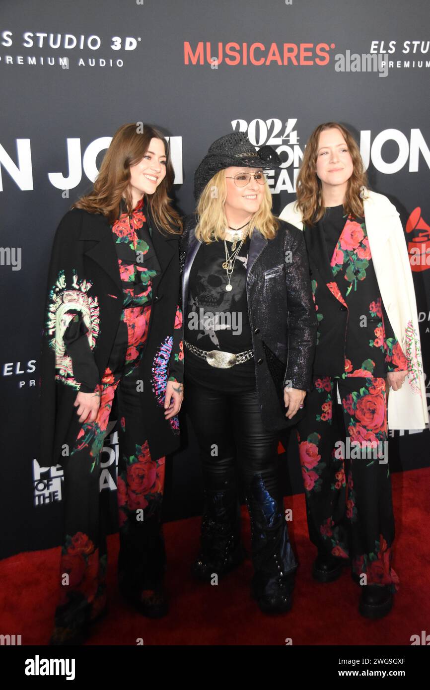 Los Angeles, California, USA 2nd February 2024 (L-R) Singer Rebecca ...