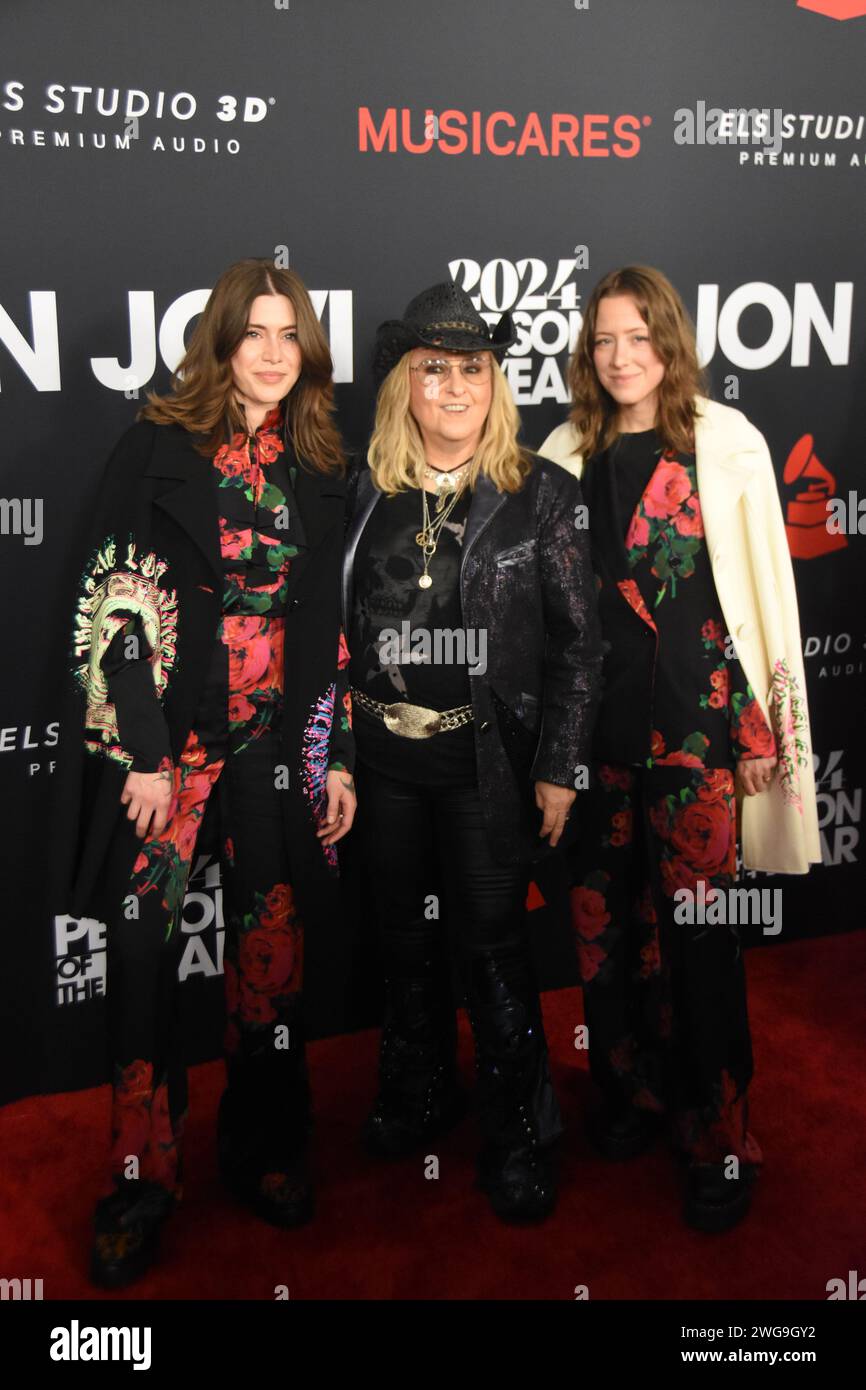 Los Angeles, California, USA 2nd February 2024 (L-R) Singer Rebecca ...
