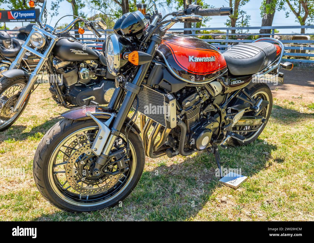 Kawasaki Z900 RS in-line four retro motorcycle Stock Photo - Alamy