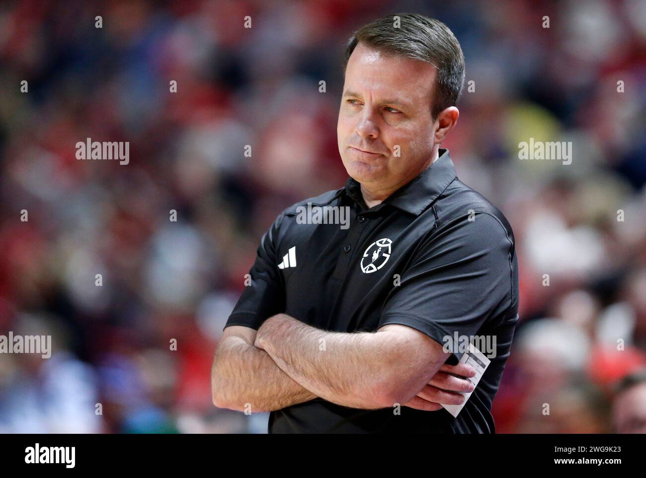 Wyoming head coach Jeff Linder watches his team play UNLV during the ...
