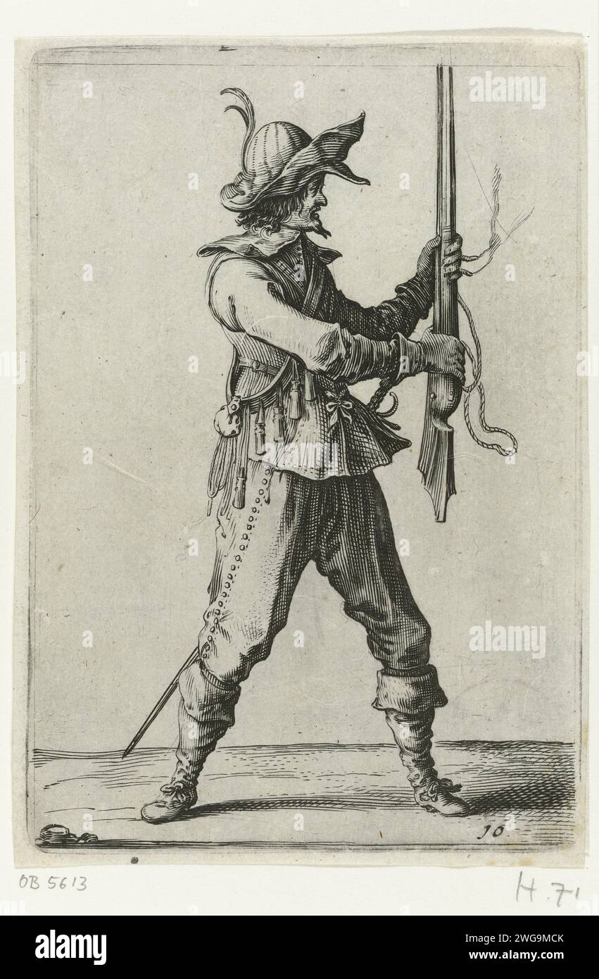 Standing soldier with musket in both hands, turned to the right ...