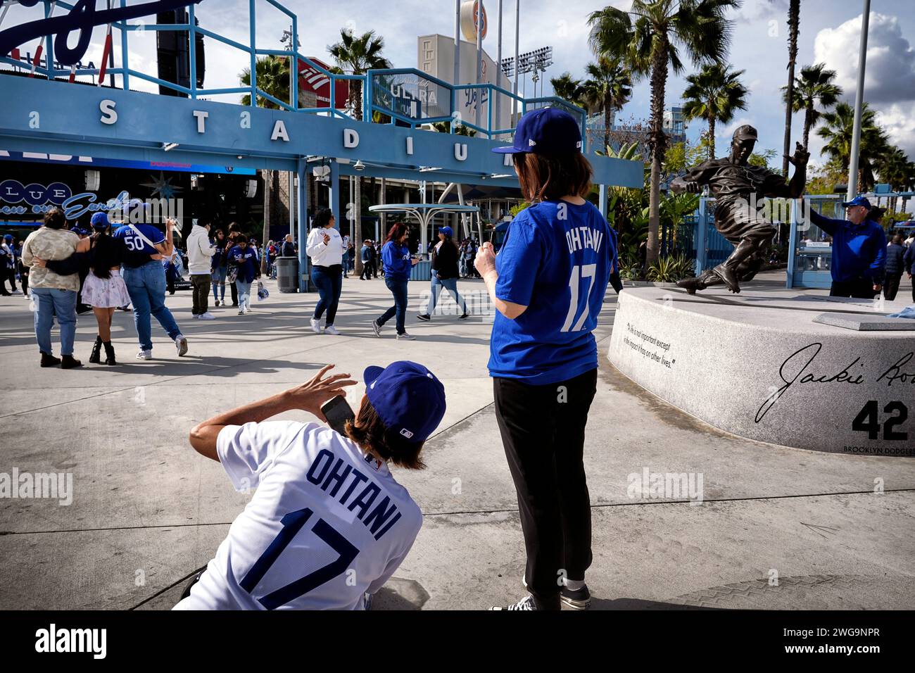 Los Angeles Dodger fans take photos of the stadium at DodgerFest at ...
