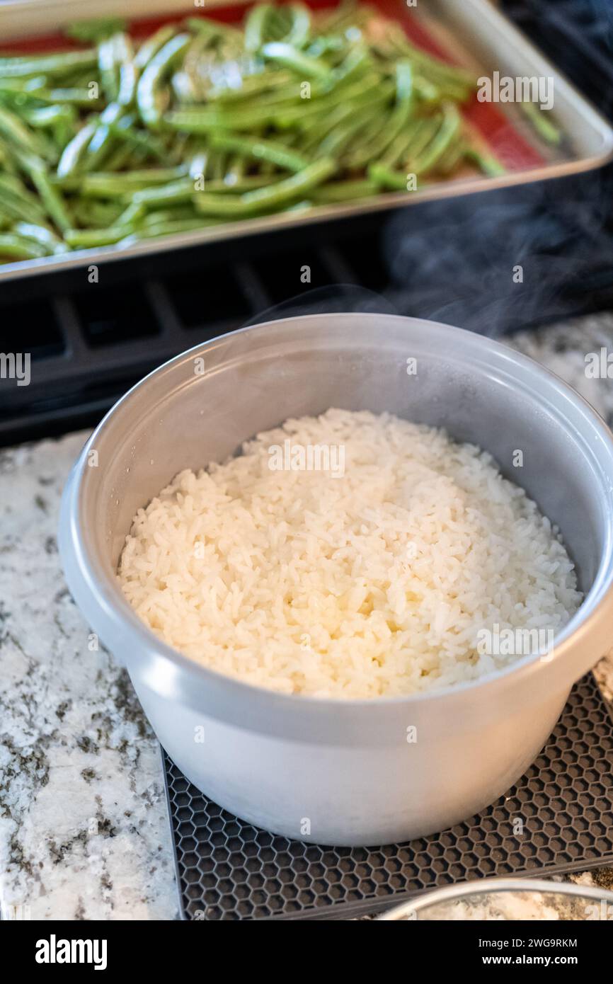 Calrose rice hi-res stock photography and images - Alamy