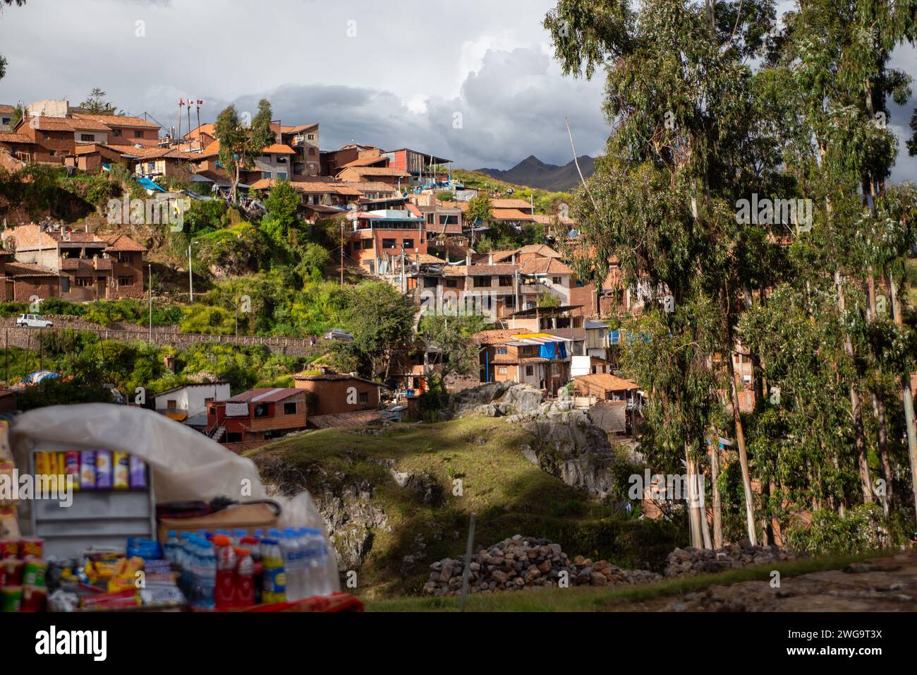 Low income neighborhood america hi-res stock photography and images - Alamy