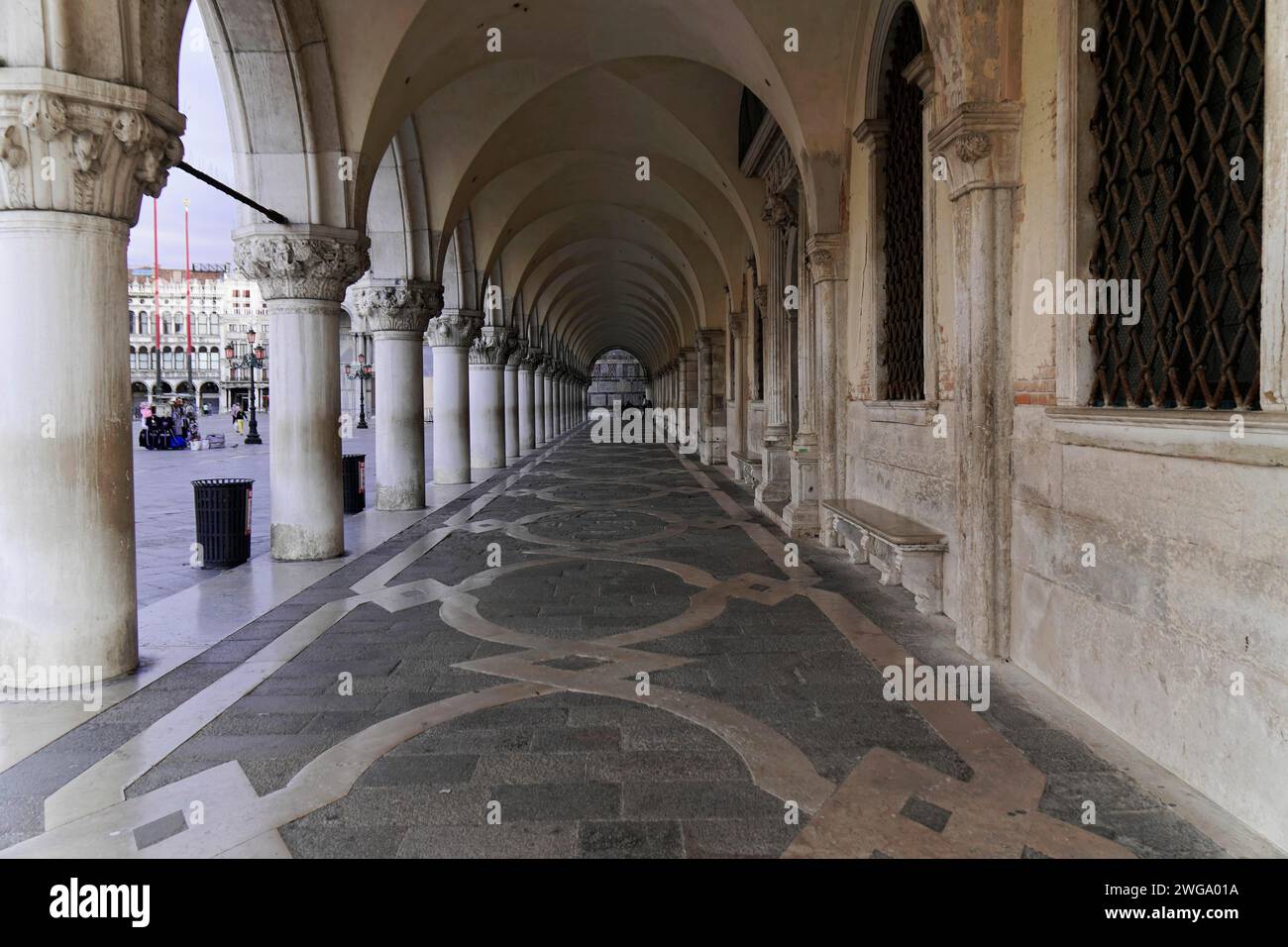 The arcades of st marks hi-res stock photography and images - Alamy