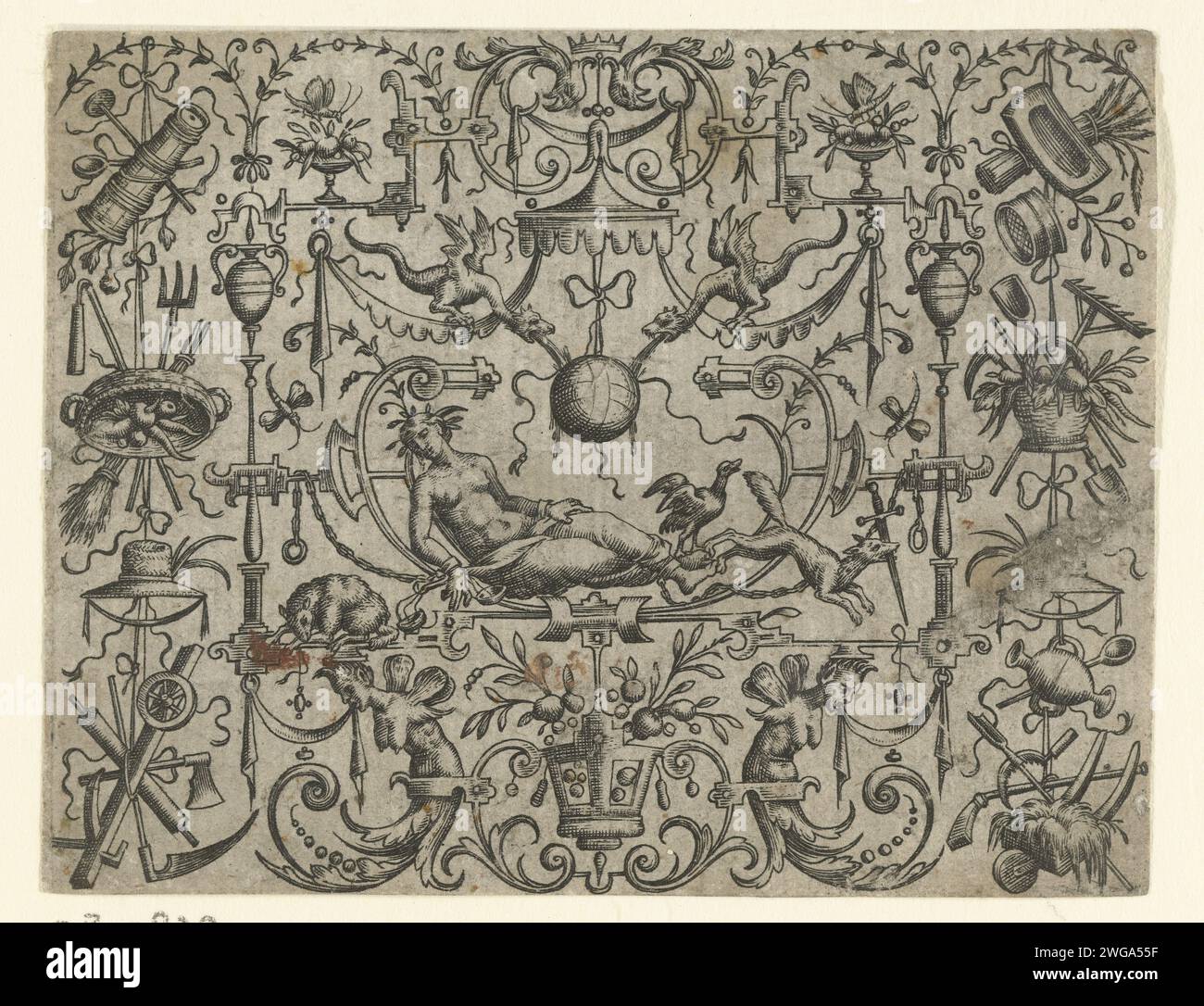 Panel with Grotesken, 1603 - 1650 print Ceres is chained in the middle ...