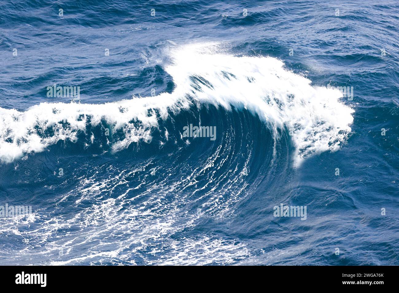Waves on the high seas Stock Photo - Alamy