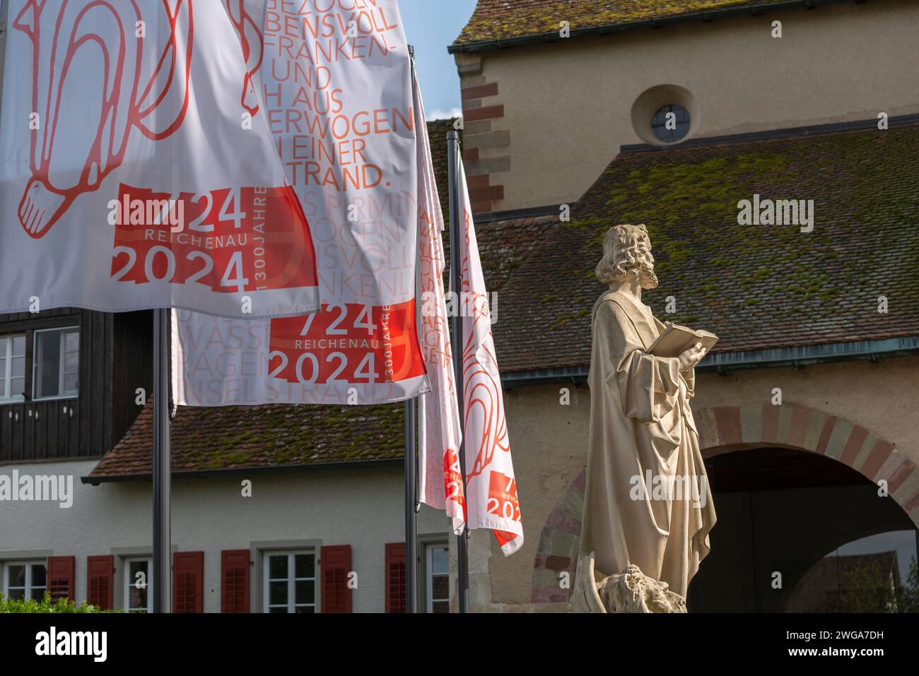 Mittelzell, Reichenau Island, Lake Constance, Statue of St Mark ...