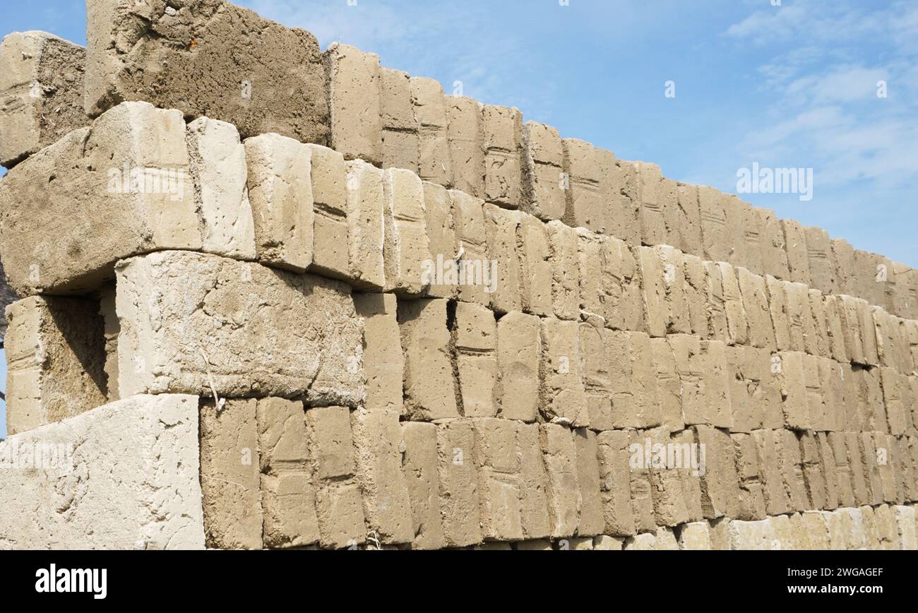 Sun dried clay brick hi-res stock photography and images - Alamy