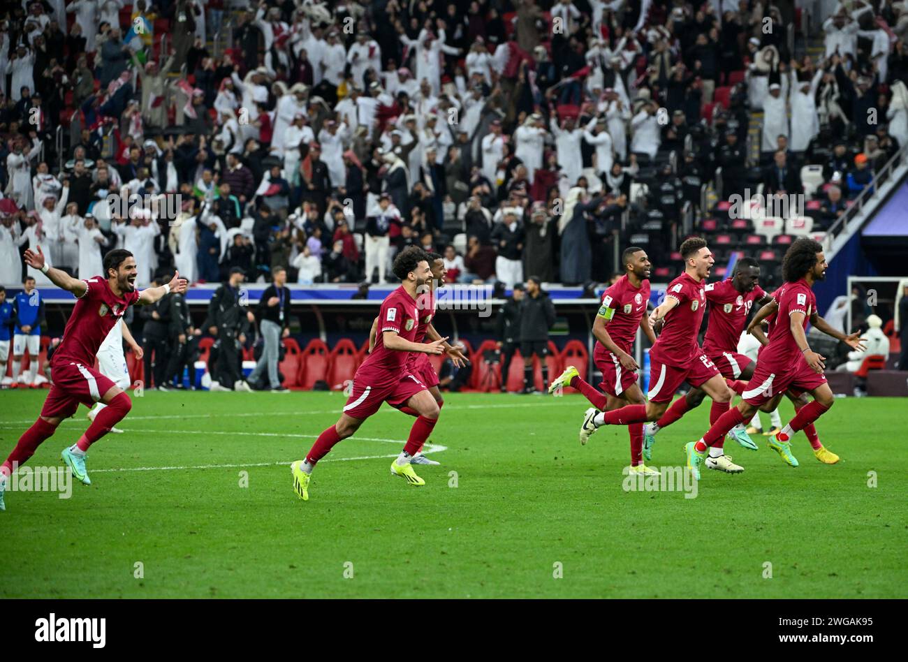 Doha, Qatar. 3rd Feb, 2024. Team Qatar celebrate after the penalty ...