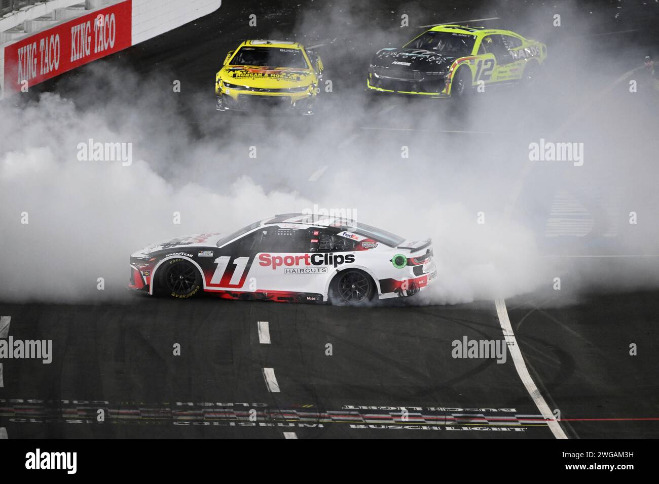 LOS ANGELES, CA - FEBRUARY 03: Denny Hamlin (#11 Joe Gibbs Racing Sport ...