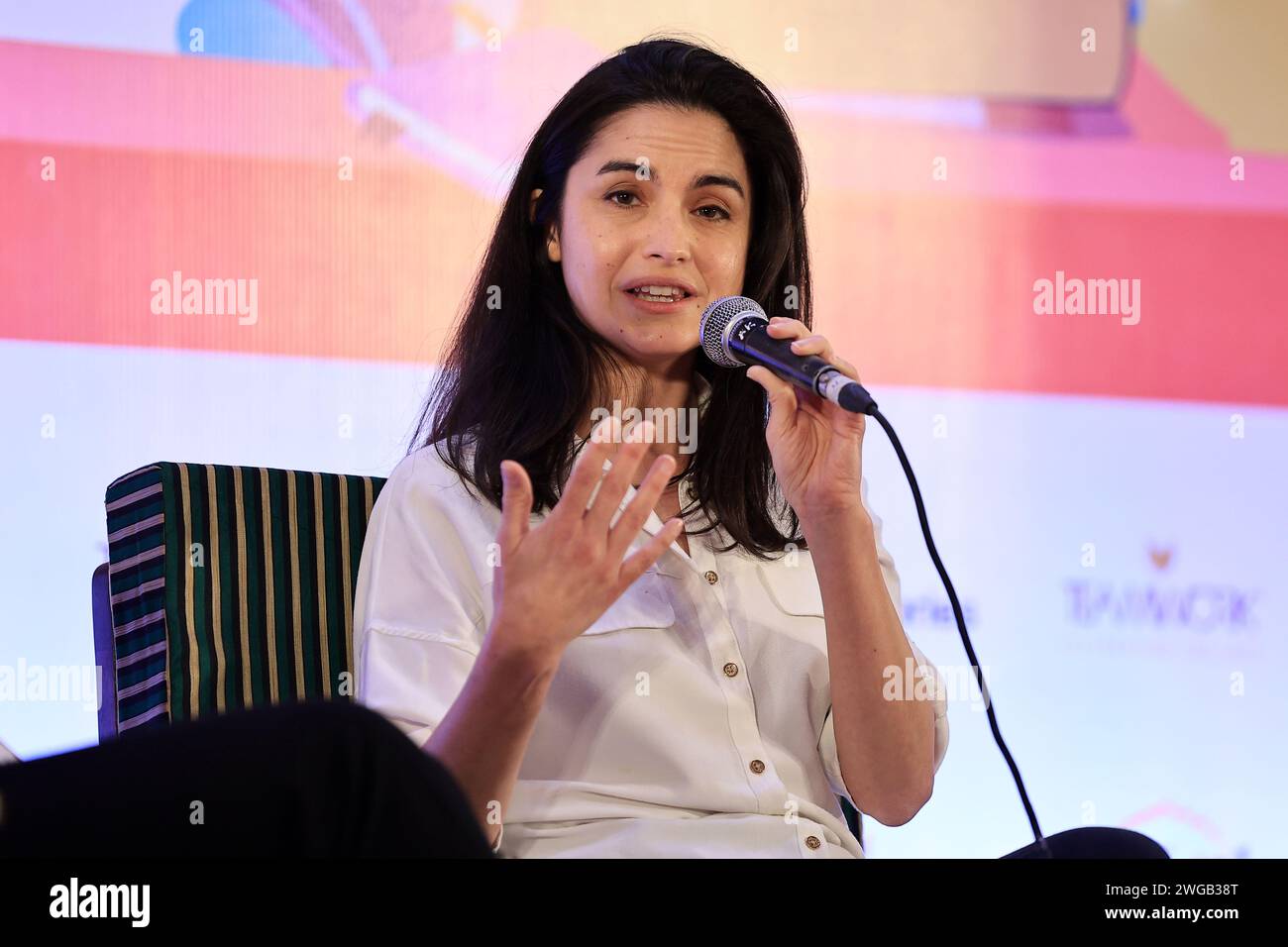 Merve emre hi-res stock photography and images - Alamy