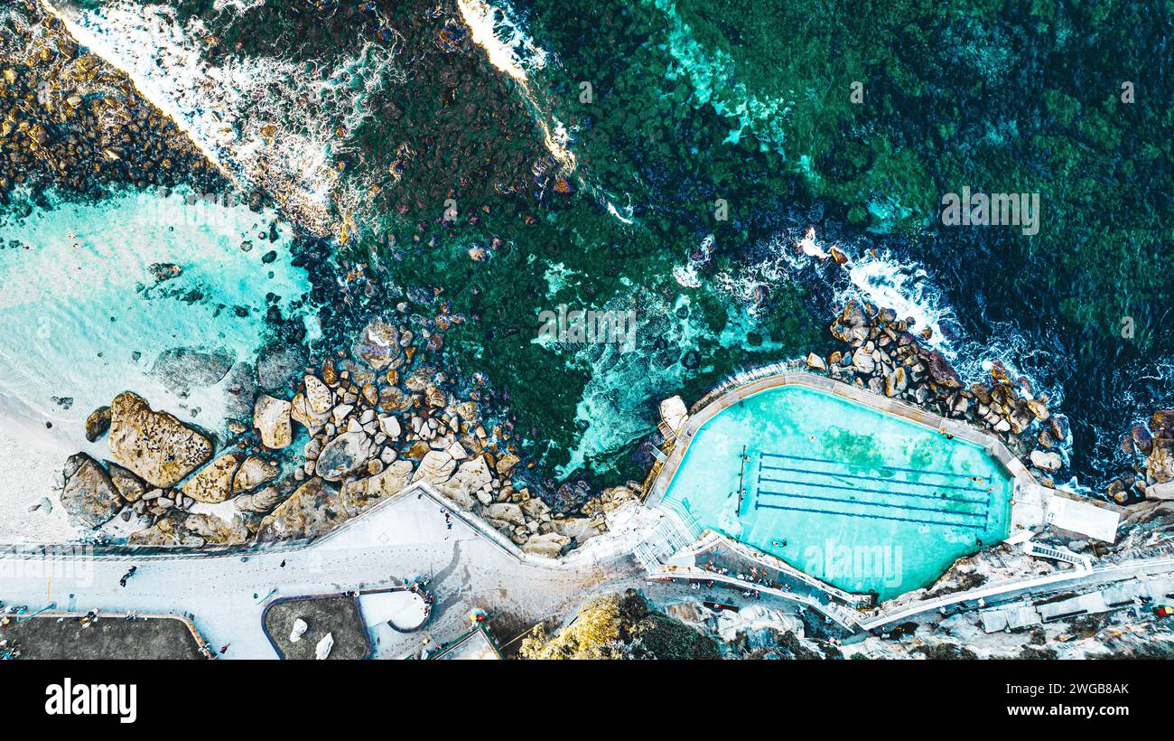 Bronte beach rock pool hi-res stock photography and images - Alamy