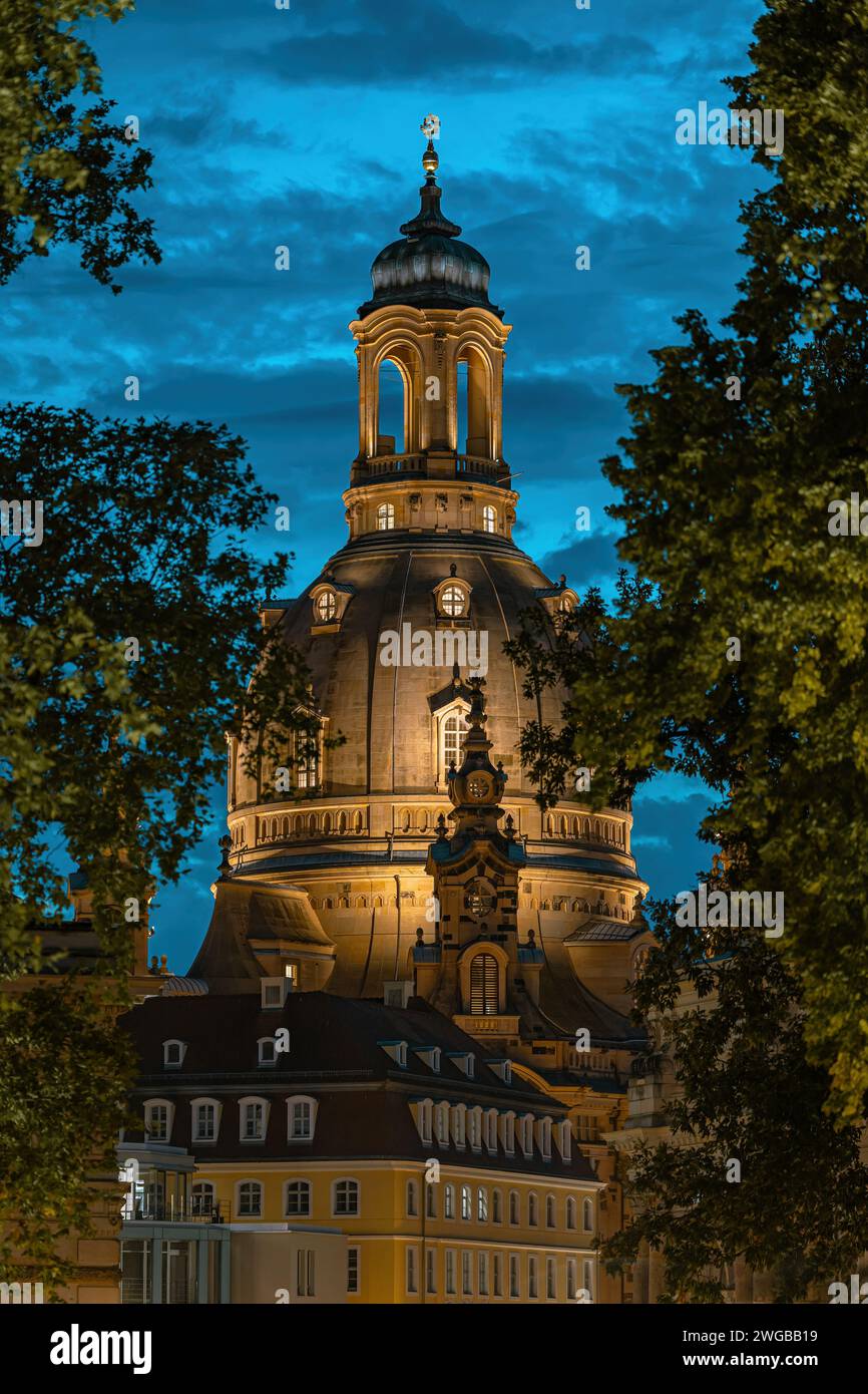 The dome of the Dresden Frauenkirche next to the art gallery in the ...