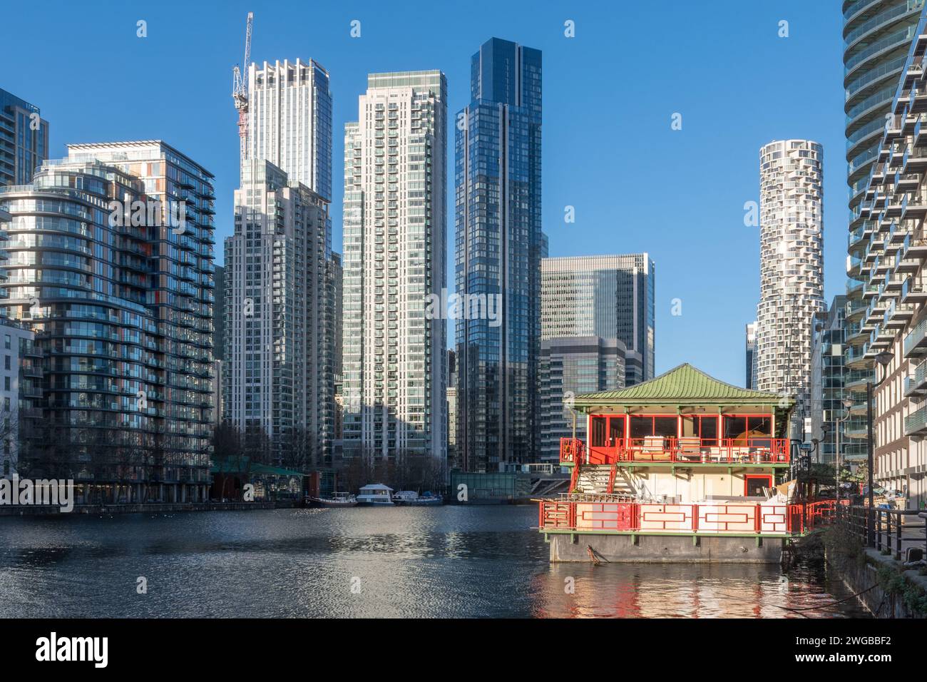 View of Millwall Inner Dock facing towards Canary Wharf, cityscape from ...
