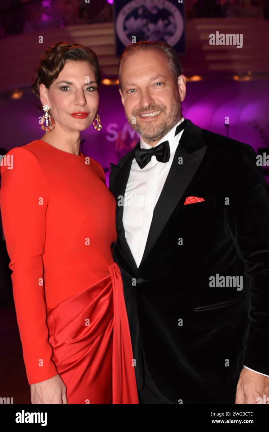 Sarah Kronsbein Galeristin Michael Radomski Muenchen 03.02.2024 ...