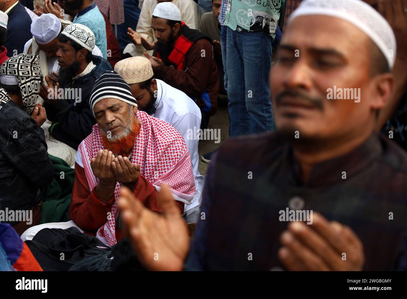 Monajat hi-res stock photography and images - Alamy