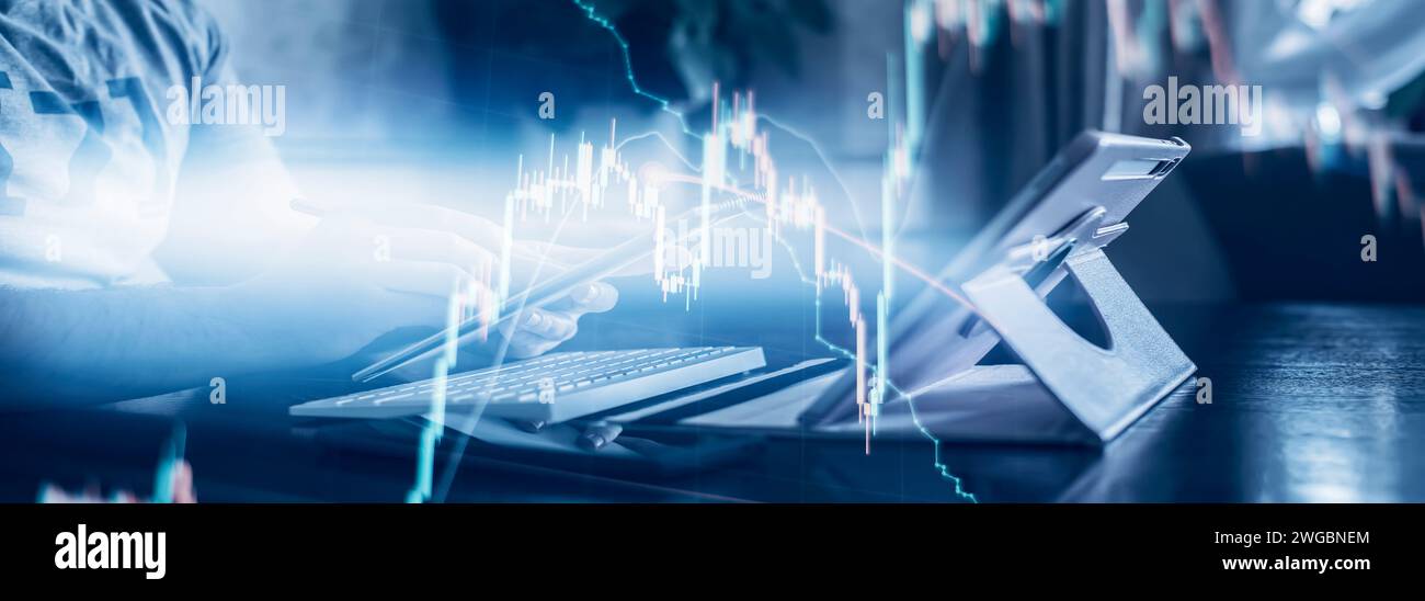 Computer monitor graph hi-res stock photography and images - Alamy