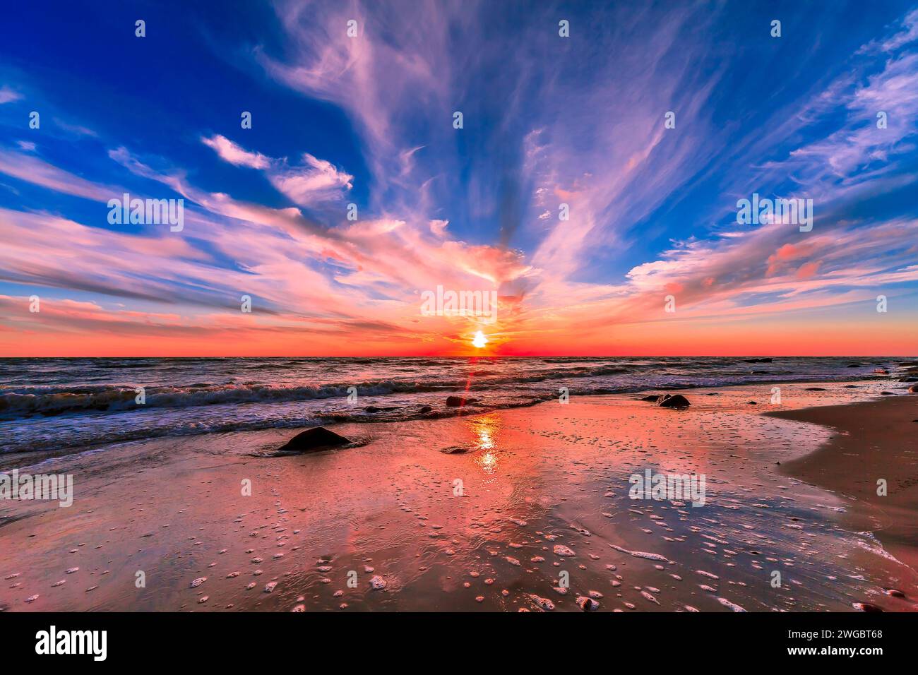 Lithuania sea hi-res stock photography and images - Alamy