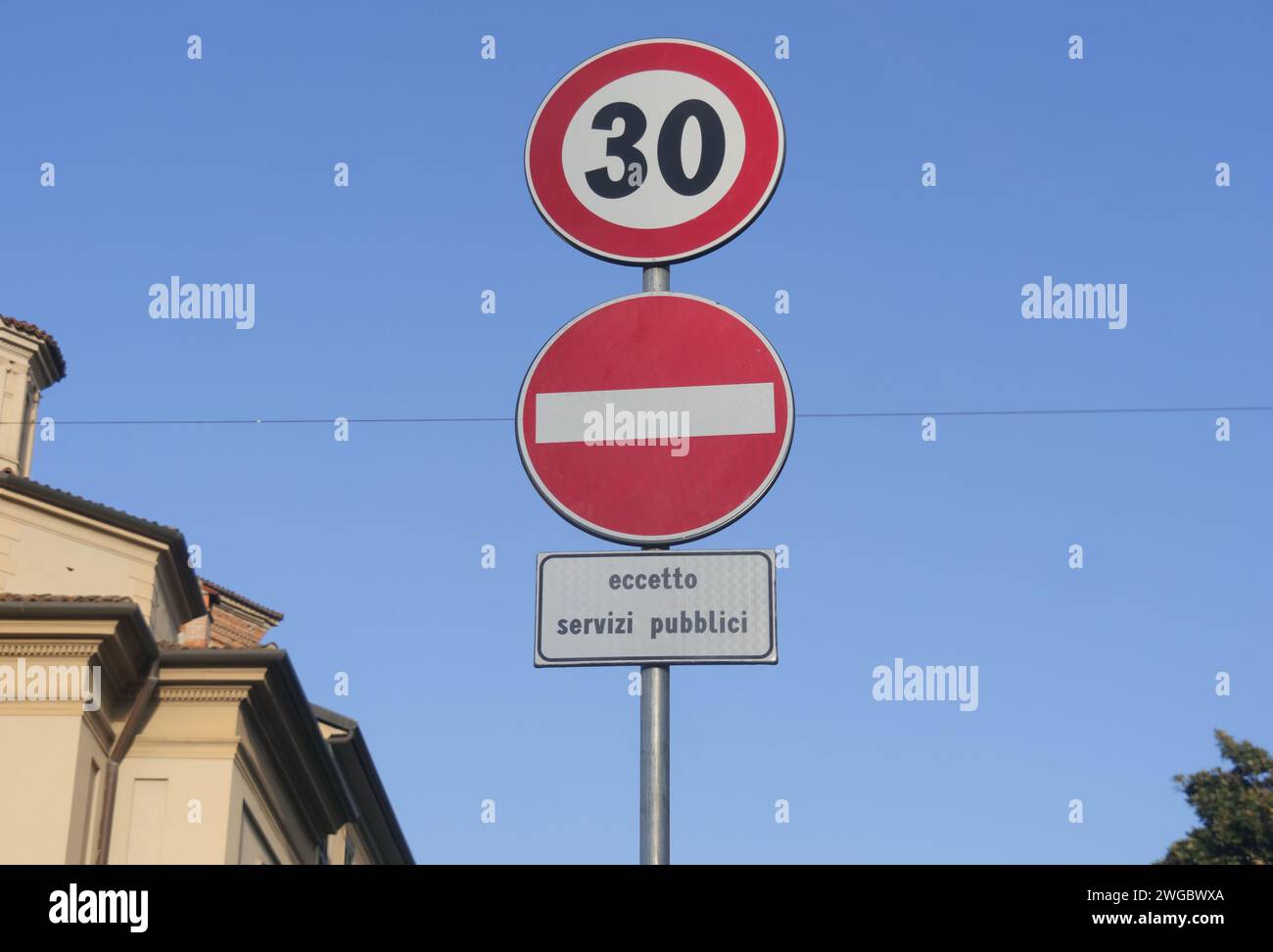30 km per hour speed limit road sign Stock Photo - Alamy