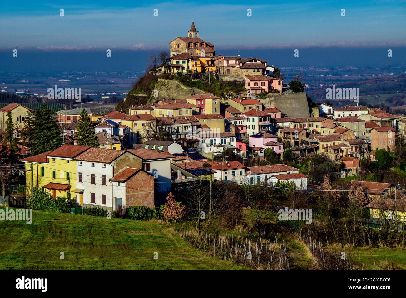 Small village in the Tortonesi hills, Sarezzano, Tortona, Alessandria ...