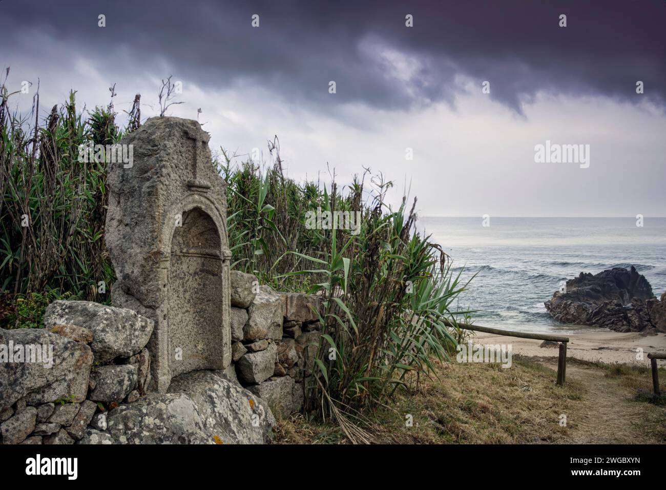 Small sanctuary of streets, roads and paths, which aims to help the ...