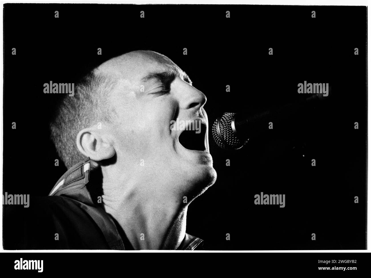 STEVE EVANS, NOVOCAINE BAND, 1995: Steve Evans of the welsh post punk ...